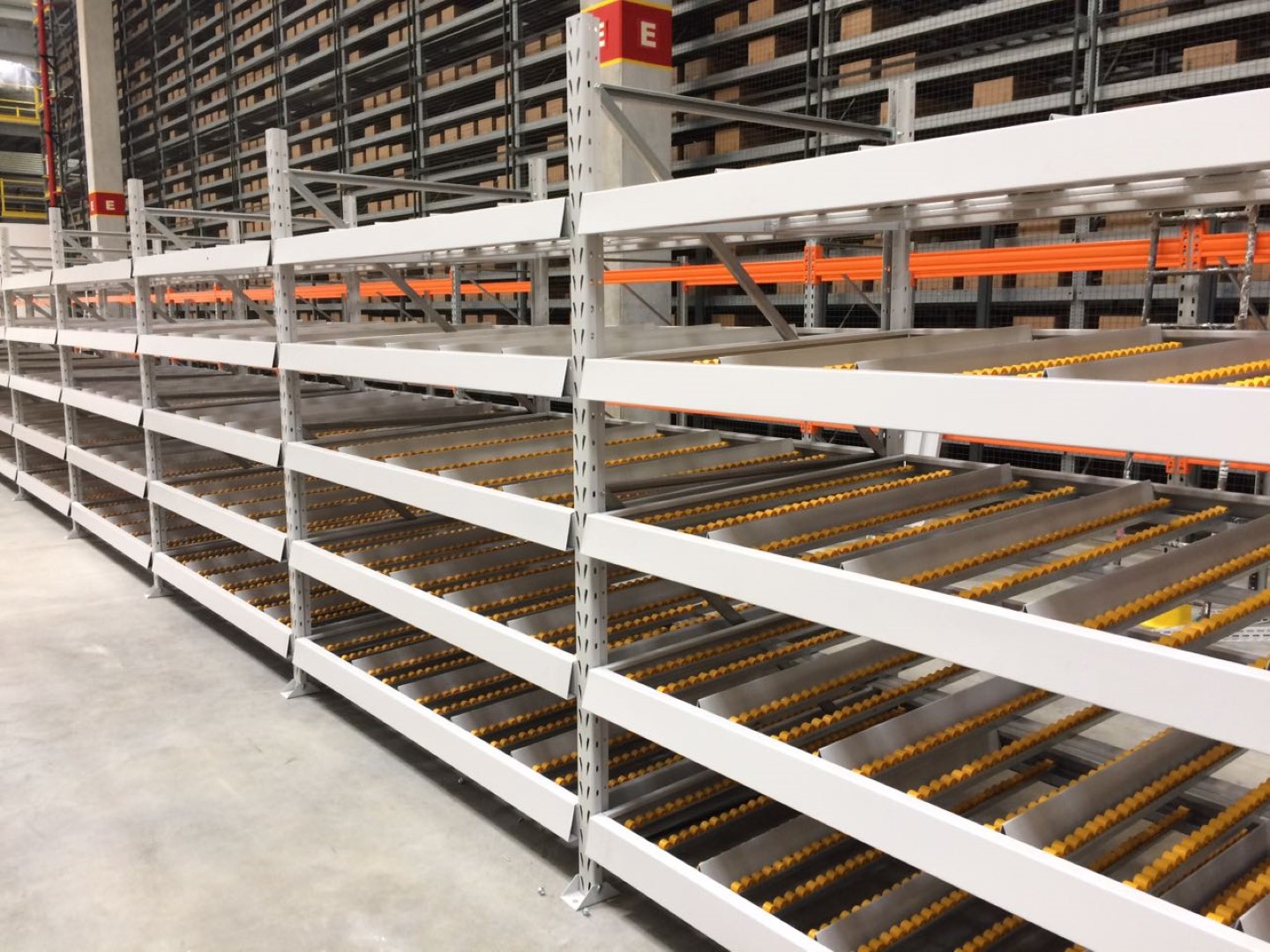 Flow Rack - Soluções para Logística